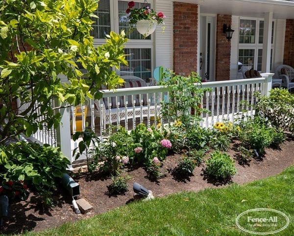 Colonial Vinyl Railing | Products | Fence All | Ottawa, ON